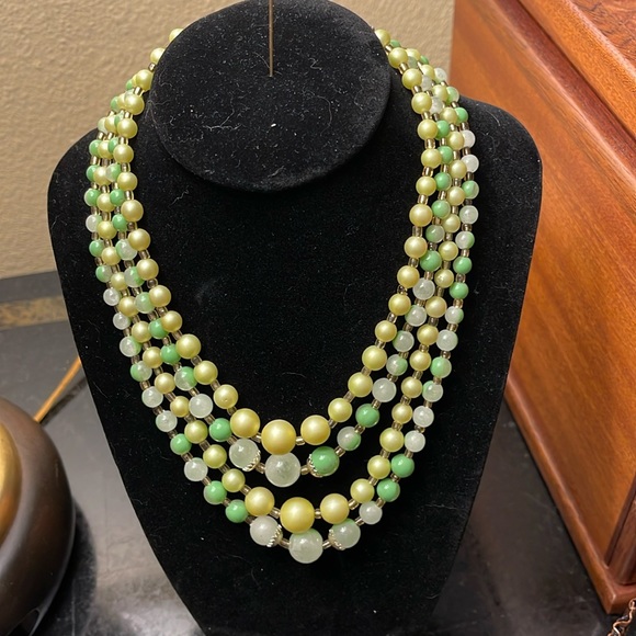 Japan | Jewelry | Vintage Spring Japan Necklace | Poshmark